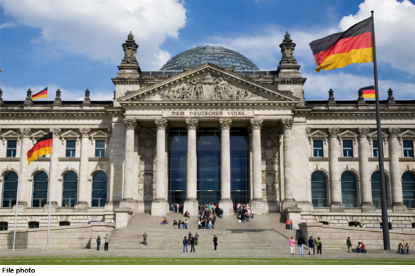 New German Parliament is younger and more female - parliamentaryaffairs