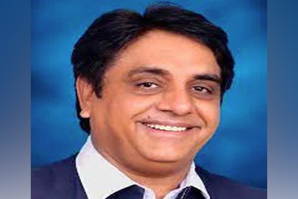 MP Malook Nagar adopted an unique way to connect with his electorate ...